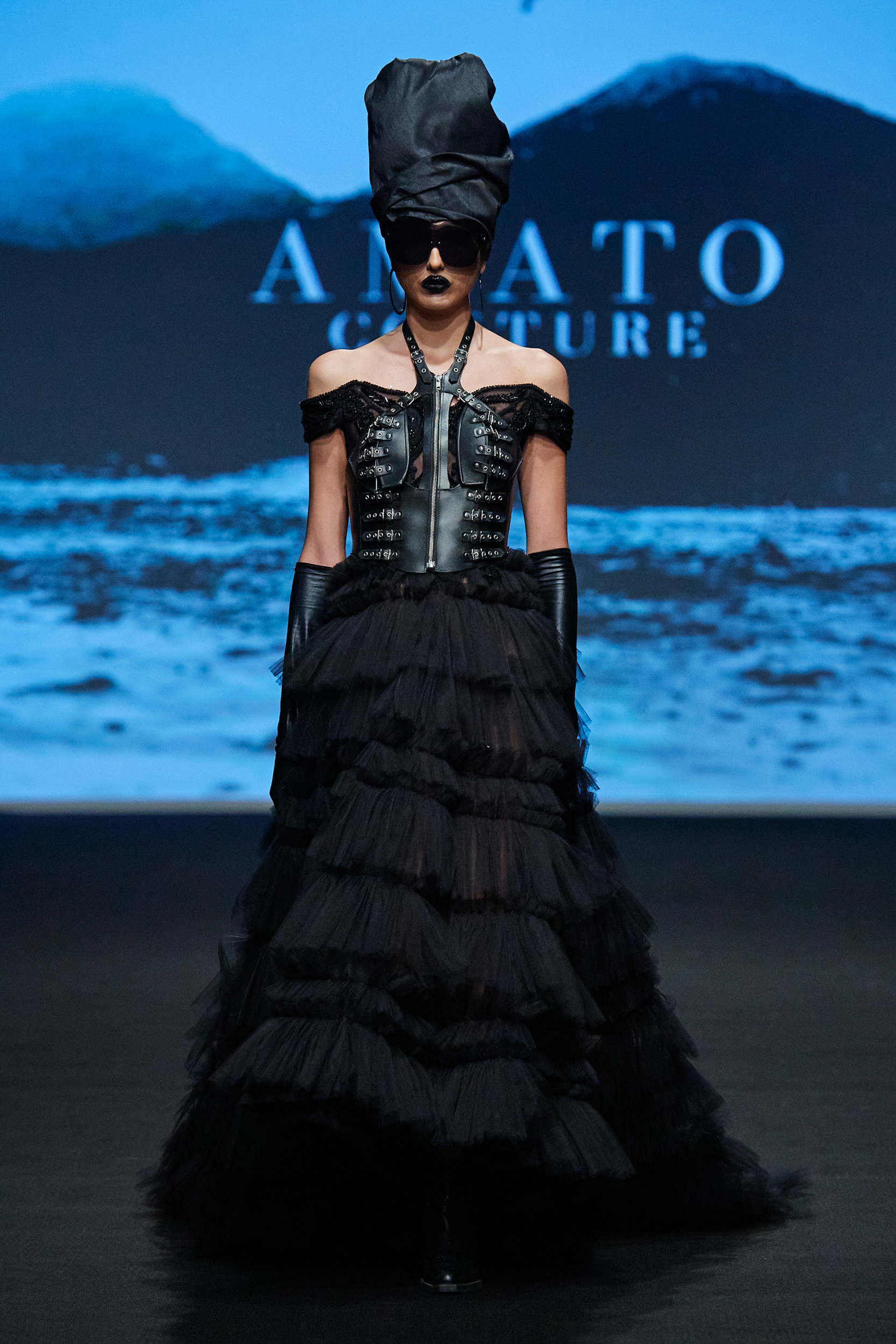 Amato Fall 2022 Couture Fashion Show | The Impression