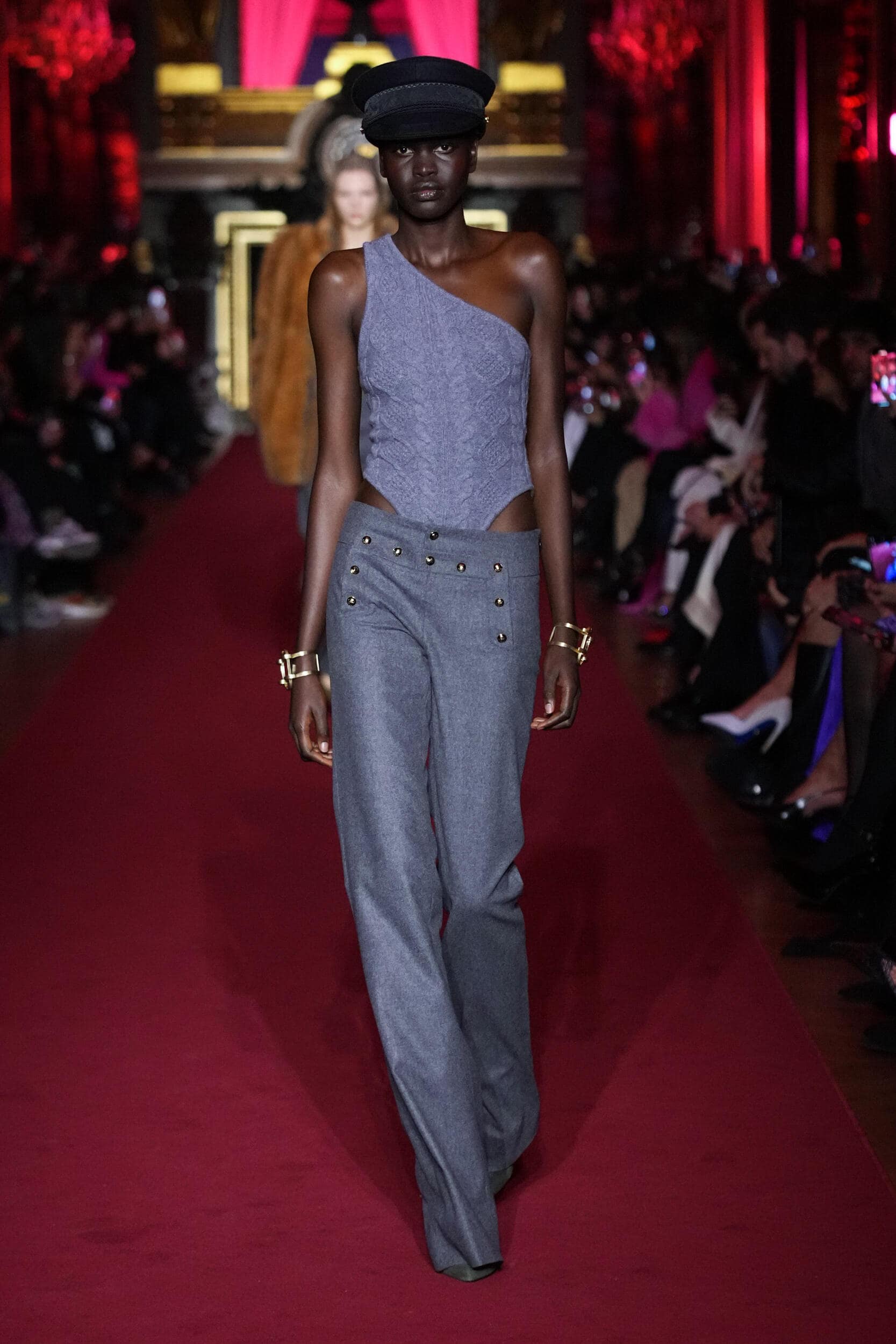 Dundas Fall 2023 Fashion Show | The Impression