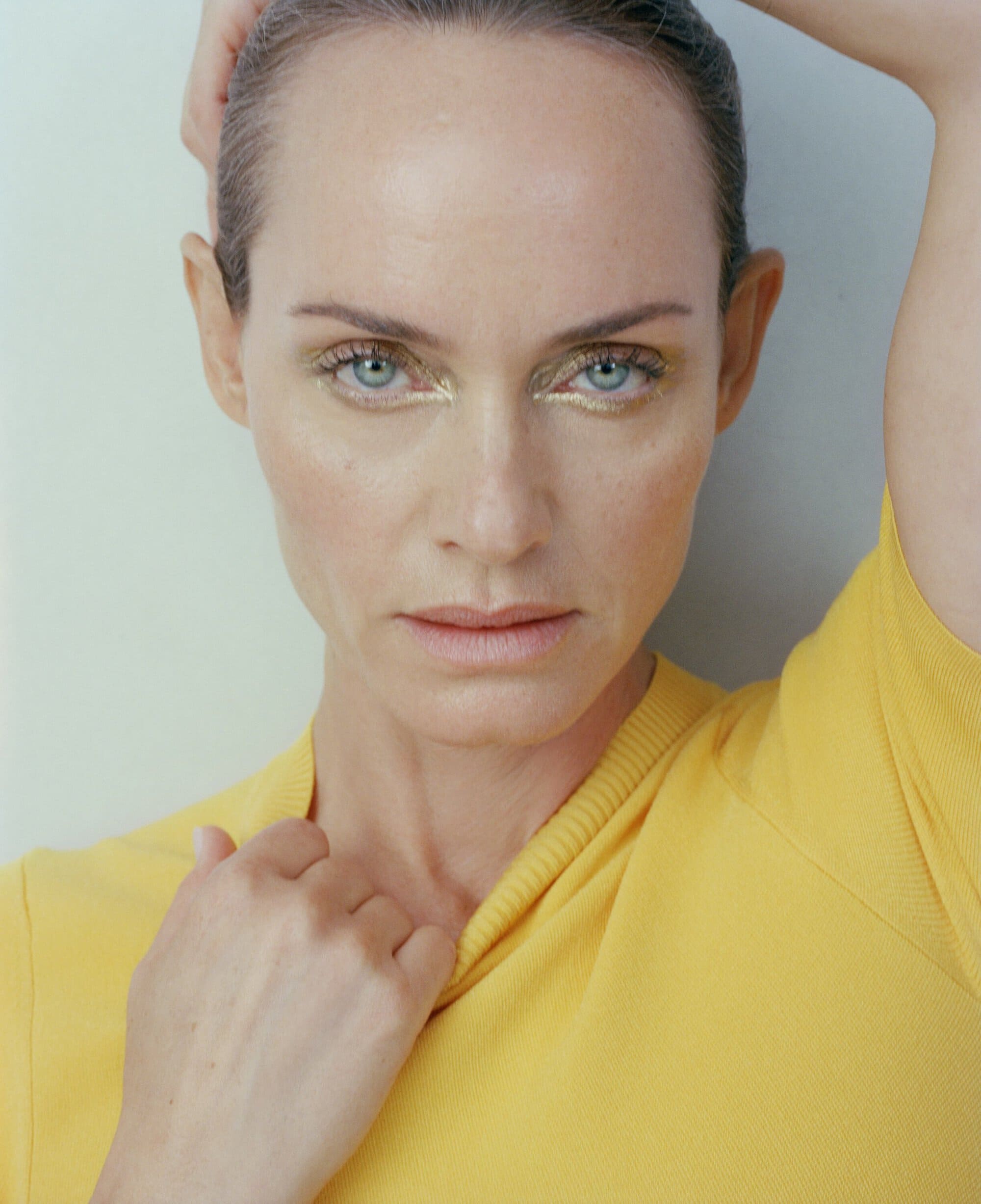 Simkhai pre-Fall 2023 Ad Campaign Review | The Impression