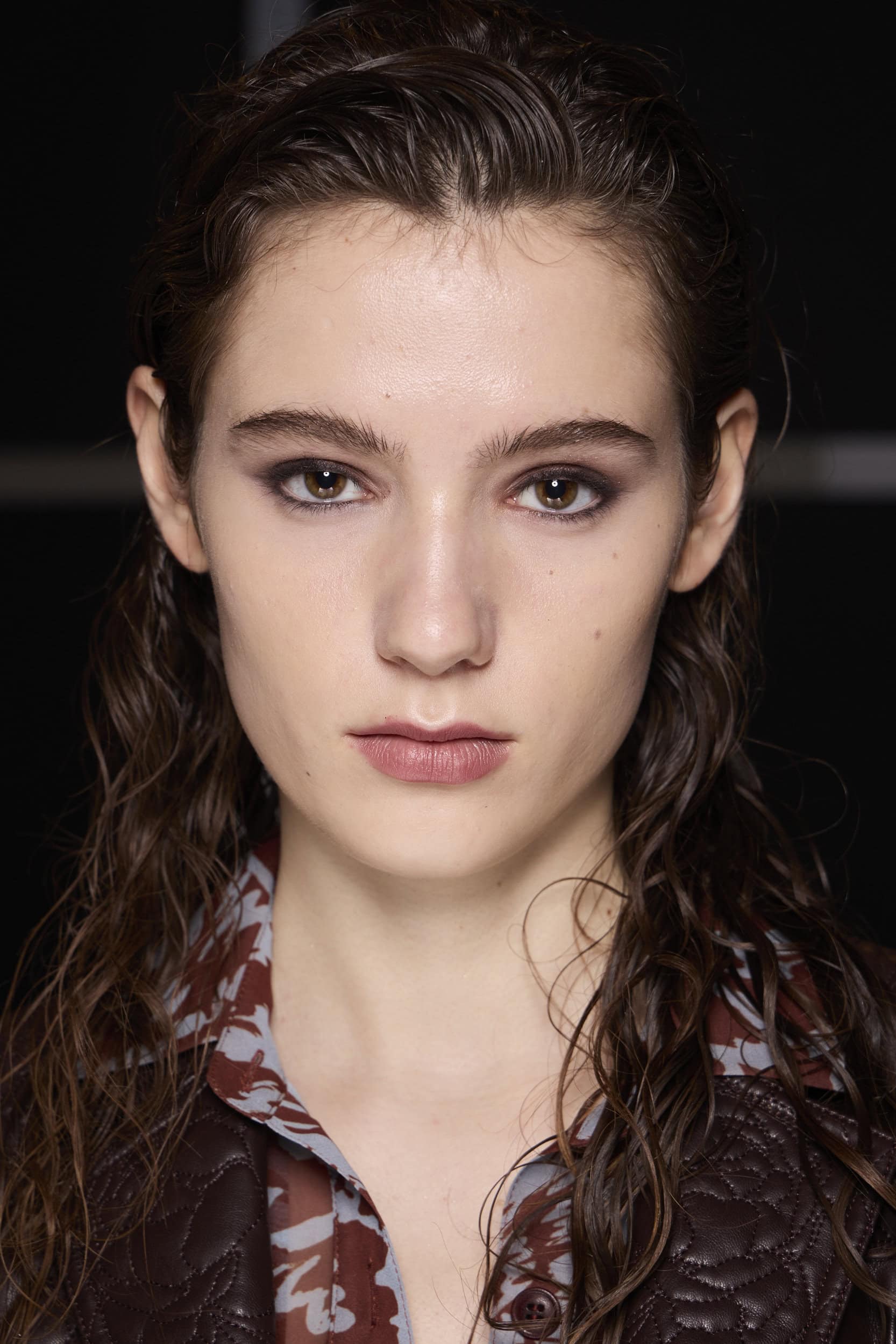 Juzui Fall 2024 Fashion Show Backstage | The Impression