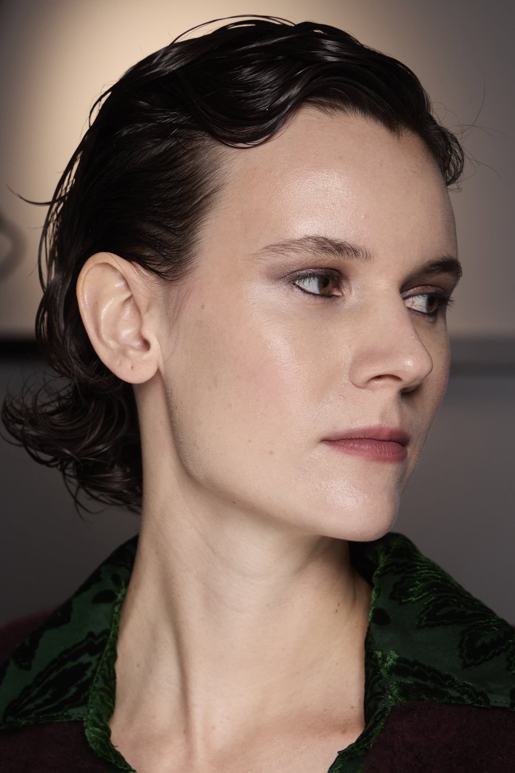 Juzui Fall 2024 Fashion Show Backstage | The Impression