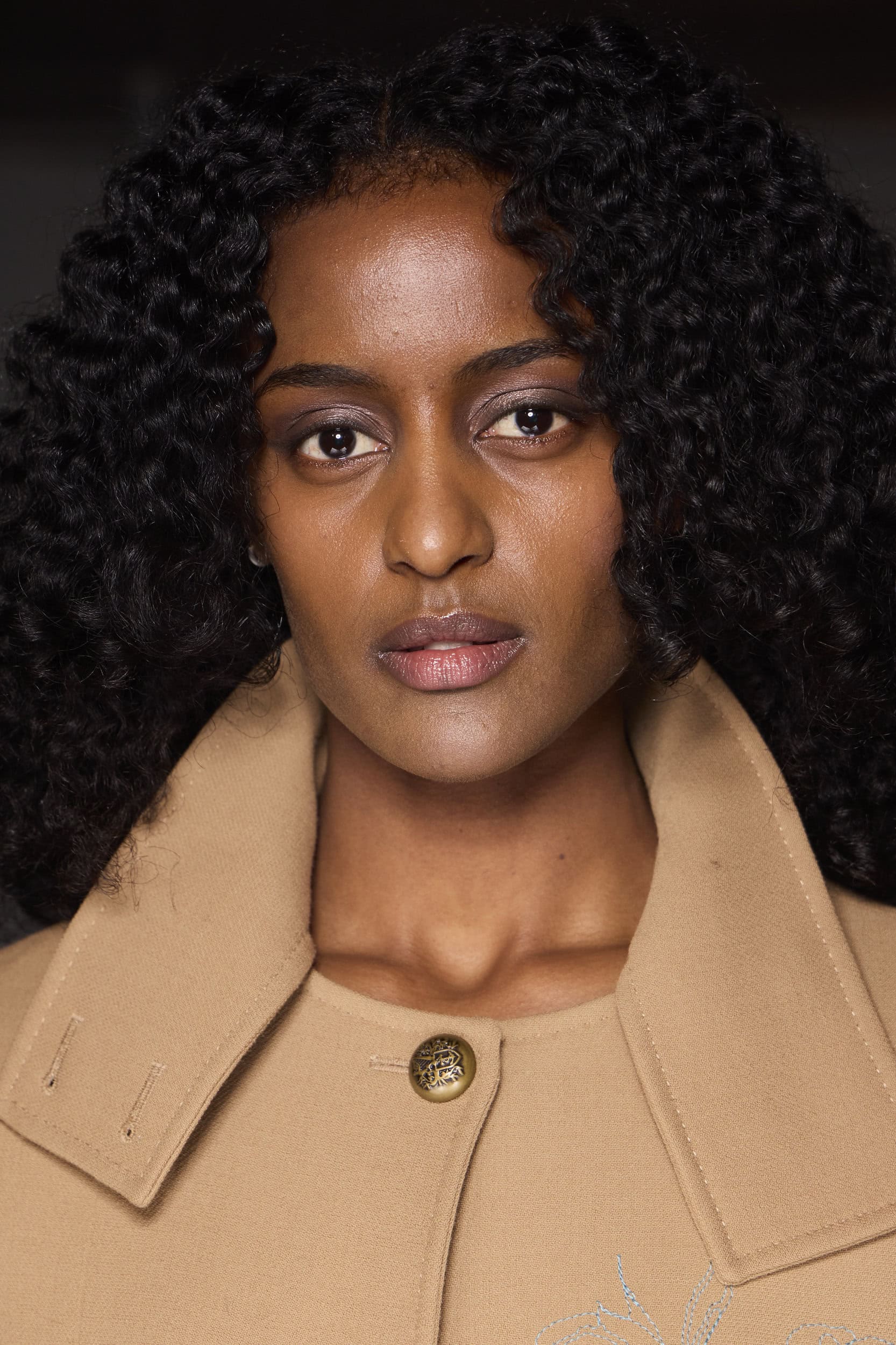 Juzui Fall 2024 Fashion Show Backstage | The Impression