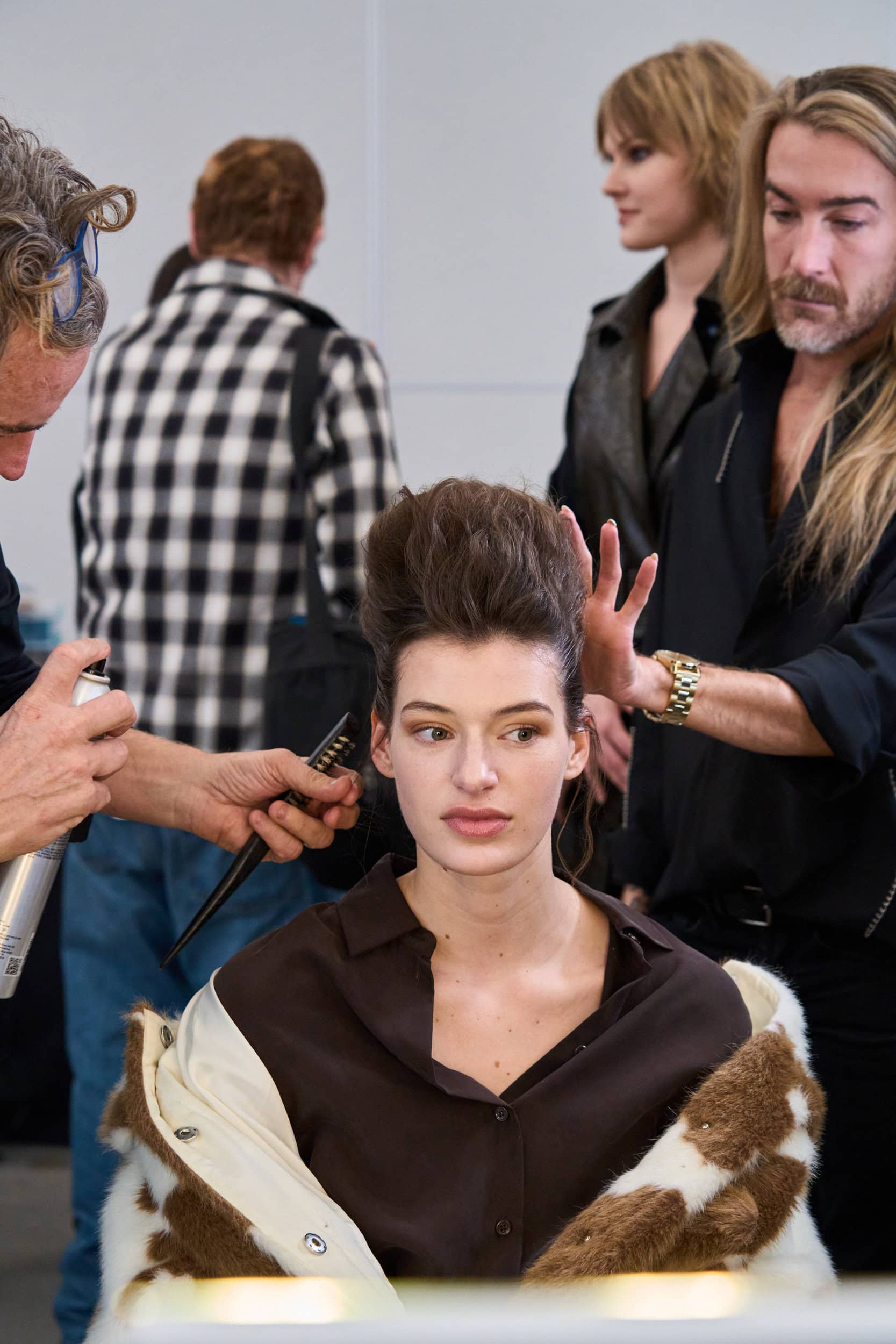 Juzui Fall 2025 Fashion Show Backstage | The Impression