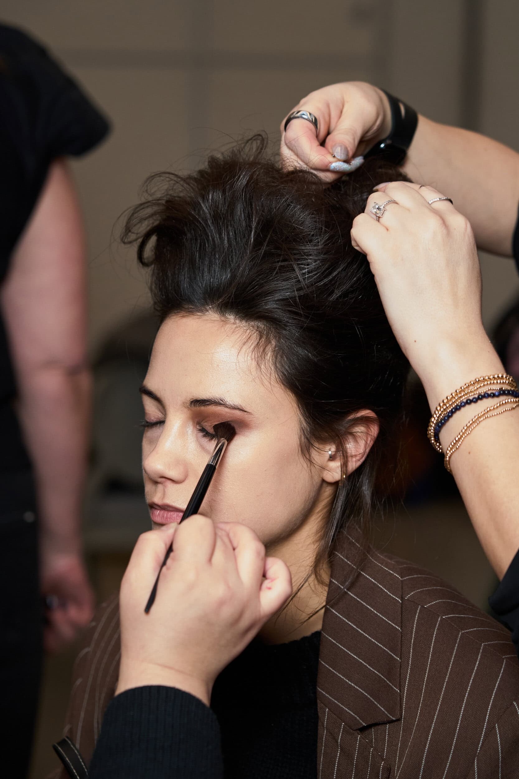 Juzui Fall 2025 Fashion Show Backstage | The Impression