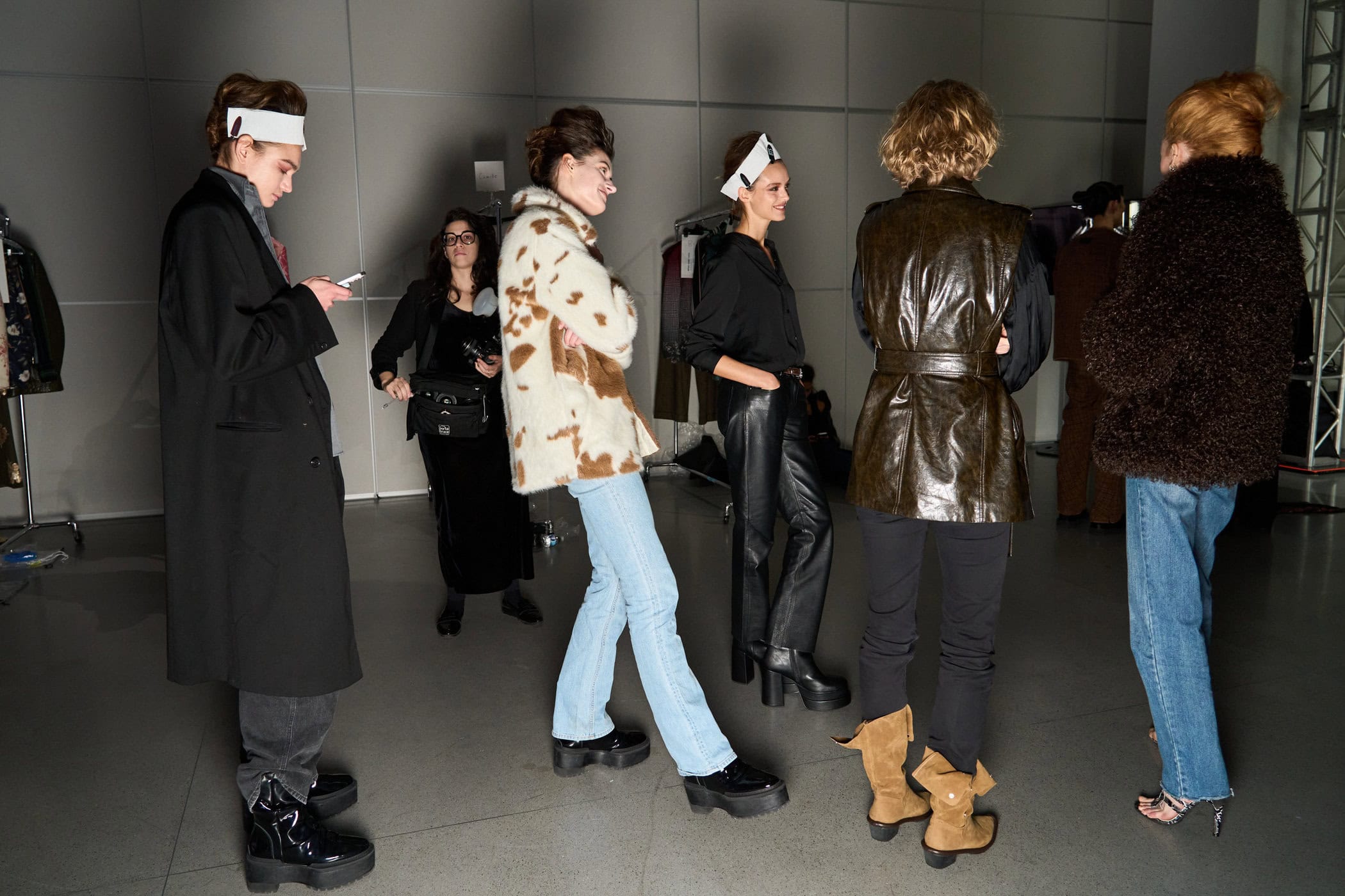 Juzui Fall 2025 Fashion Show Backstage | The Impression