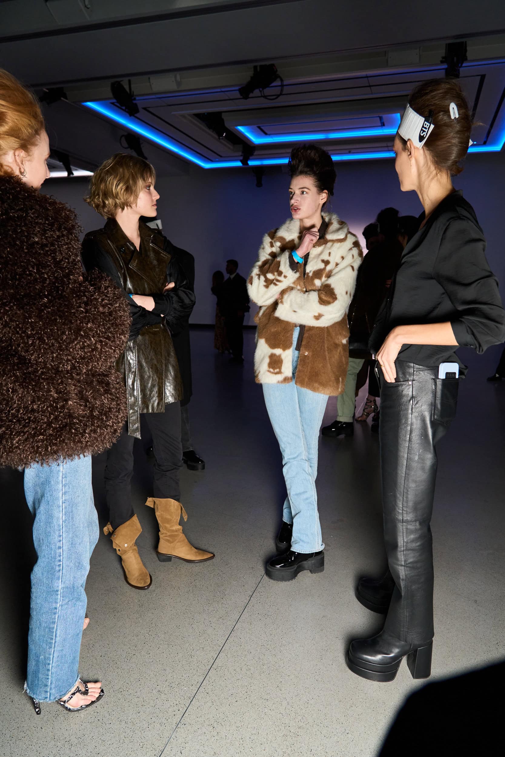 Juzui Fall 2025 Fashion Show Backstage | The Impression