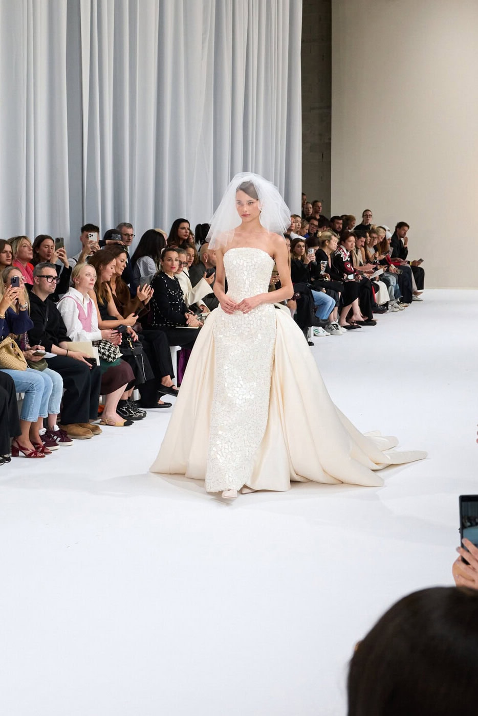 Tamara Ralph Fall 2025 Couture Fashion Show Atmosphere | The Impression